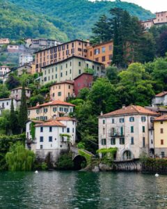 How to find the waterfall bridge in Lake Como - Sarah Adventuring
